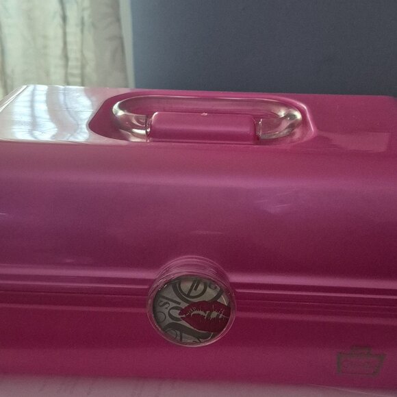 Caboodles | Accessories | Retro Caboodles Onthegogirl Classic Cosmetic ...